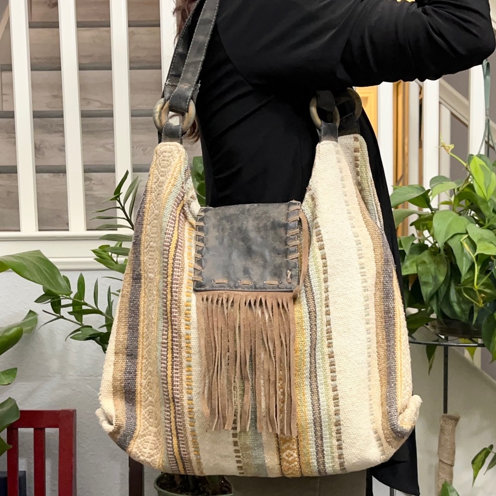 Antik Kraft Hobo Bag With Fringe - Gem